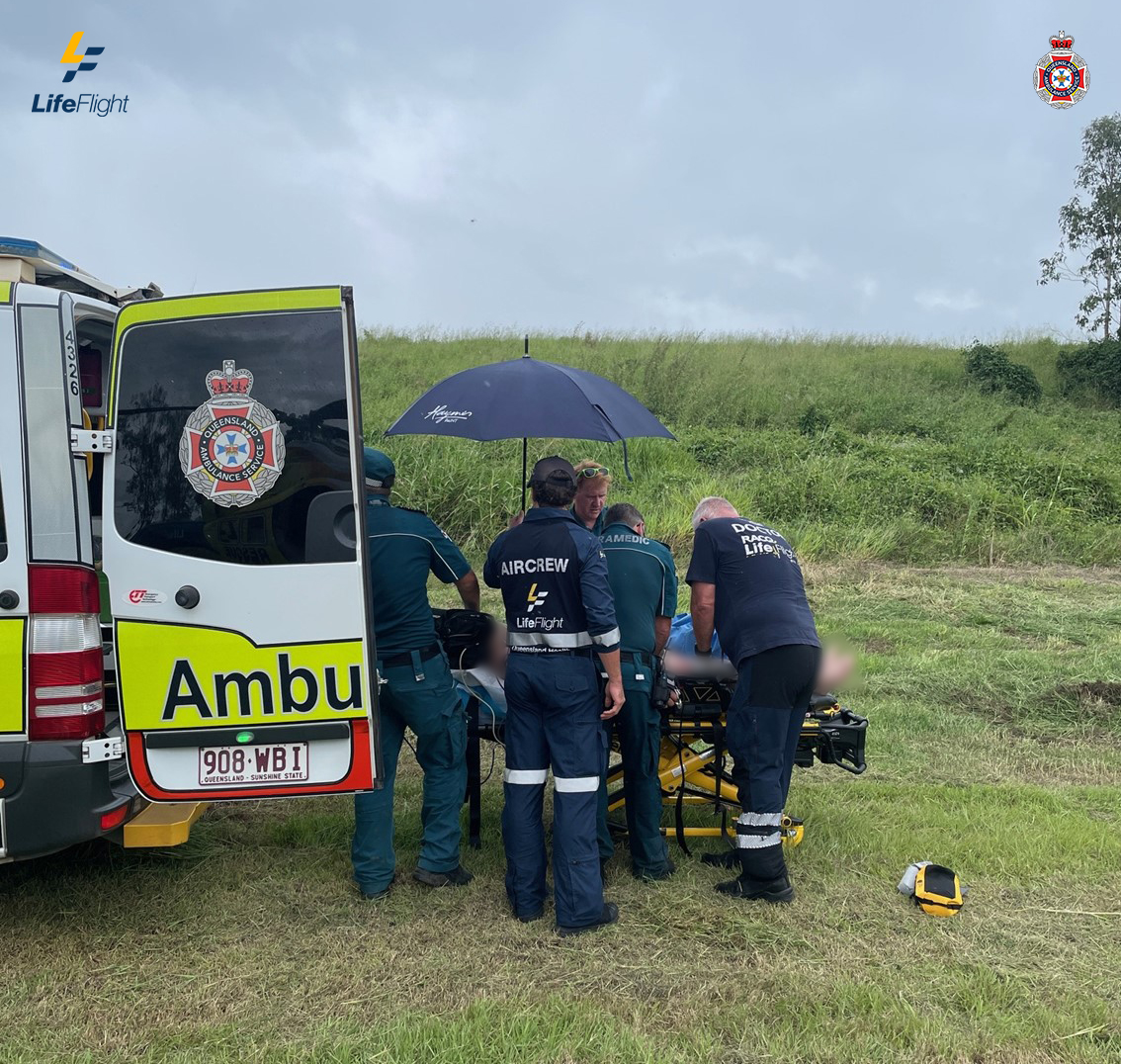 Cane truck rolls into river - Hitz 939